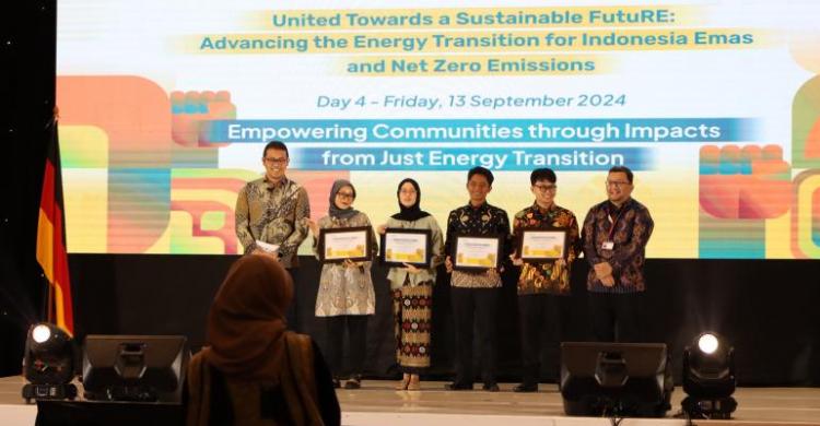 Masyarakat Berperan Penting Dalam Transisi Energi