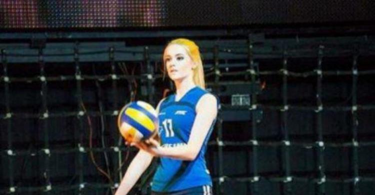 Alisa Manyonok, Lawan Kemauan Ortu Jadi Atlet