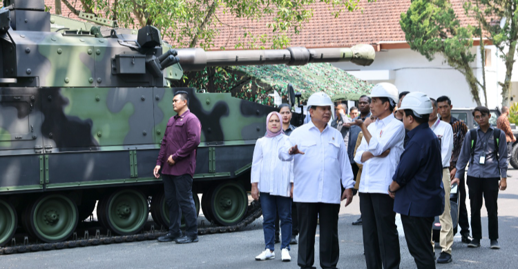 Alutsista Produksi Pindad Kunci Pertahanan Keamanan Indonesia