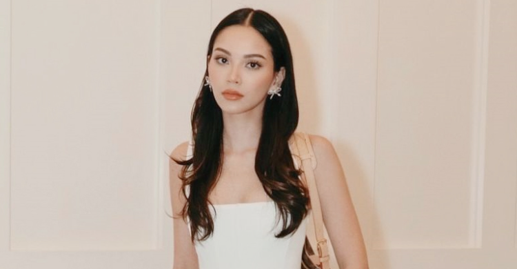 Alyssa Daguise, Dandan Halloween Mirip Maia Estianty