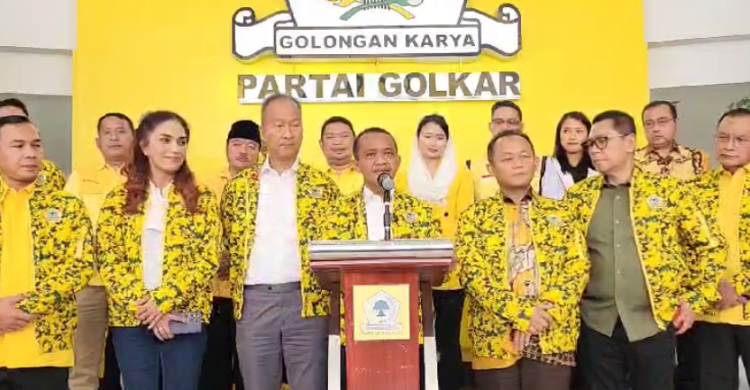 Bahlil Umumkan Pengurus Baru DPP Golkar, AGK Jadi Ketua Dewan Pembina