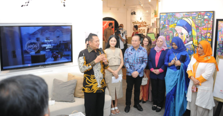 Bamsoet Buka Pameran Lukisan Immersive Colors