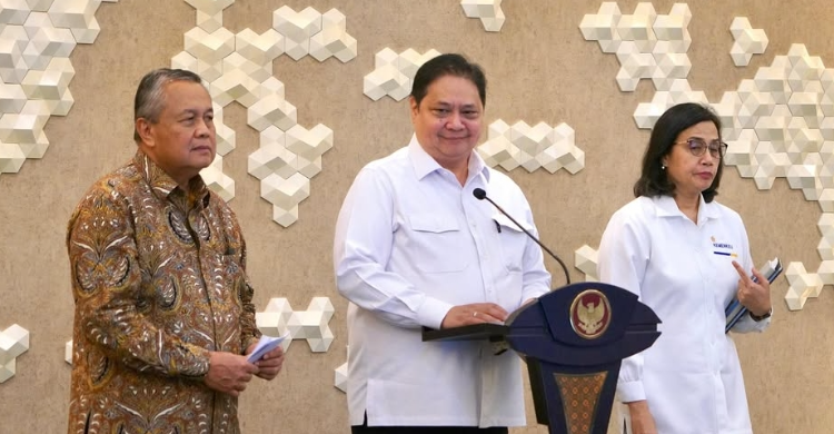 Bantah Isu Mundur, Airlangga dan Sri Mulyani Pastikan Tetap Bekerja