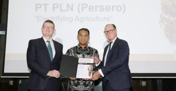 Berkat Program Electrifying Agriculture, PLN Wakili Indonesia di ...