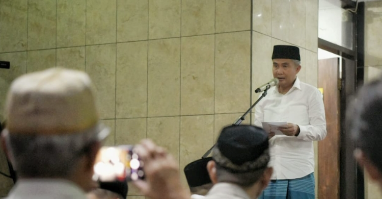 Bey Machmudin: Santri Pilar Utama Pendidikan Islam Di Dunia