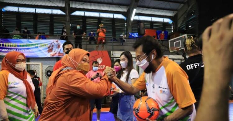 Kompak, Kemnaker-Pengusaha-Asosiasi Pekerja Main Futsal