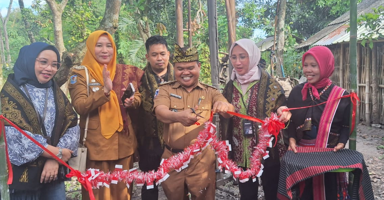 BRI Insurance Dan PNM Bangun Sumur Bor Dan Penampungan Air Bersih