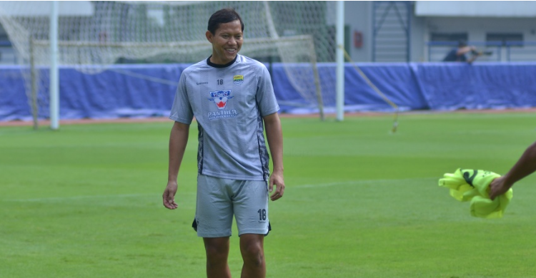 Adam Alis Siap Hadapi Klub Tanah Kelahirannya