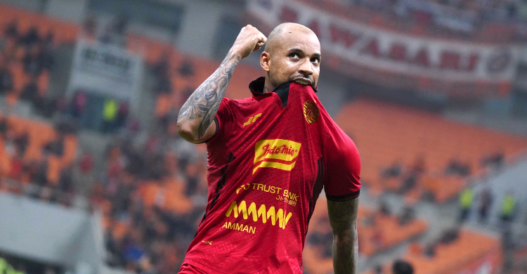 Gustavo Happy 10 Pemain Persija Tahan Borneo FC