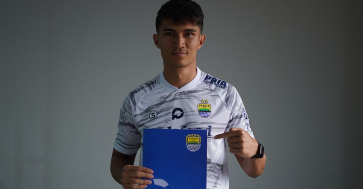 Kevin Mendoza Bikin Lini Belakang Persib Makin Angker