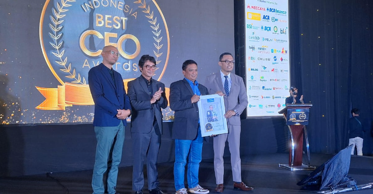 Budi Legowo Raih Penghargaan Indonesia Best 50 CEO 2024