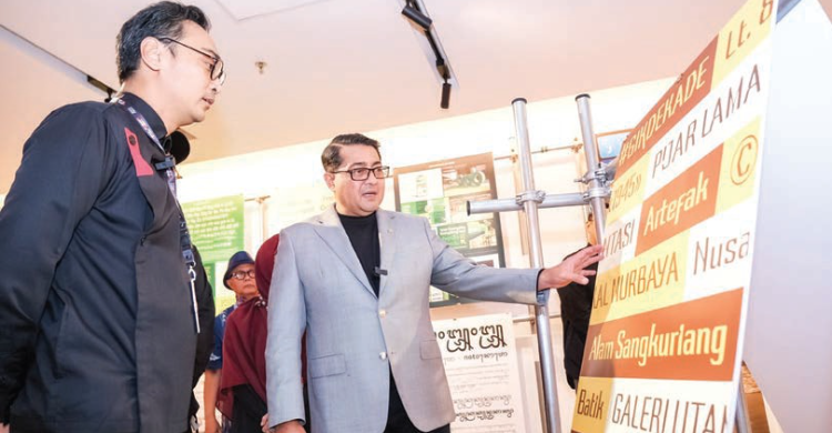 Buka ADGI Design Week 2025 Menekraf: Desain Grafis Perkuat Industri ...