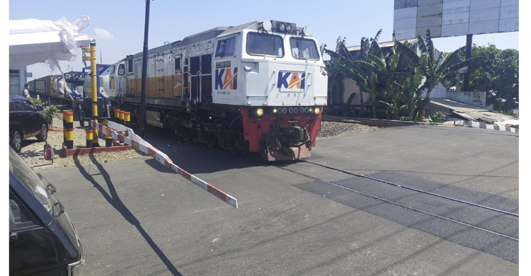 Mewaspadai Kecelakaan di Perlintasan Sebidang Saat Mobilitas Akhir Tahun