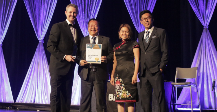 Coach Yusman Sukses Bawa Pebisnis Naikkan & Raih Penghargaan Internasional