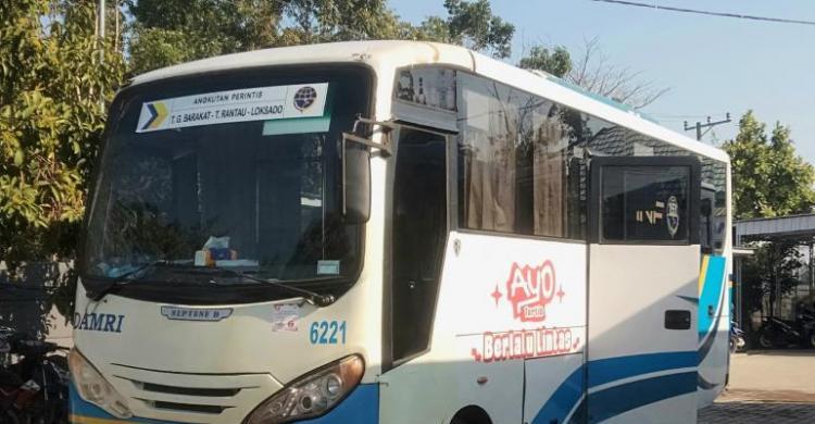 Damri Layani Trayek Perintis Rute Wisata Terminal Gambut Barakat Ke Loksado
