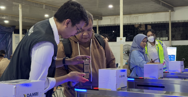 DAMRI Tebar Diskon Tiket, Perjalanan Liburan Lebih Berkesan