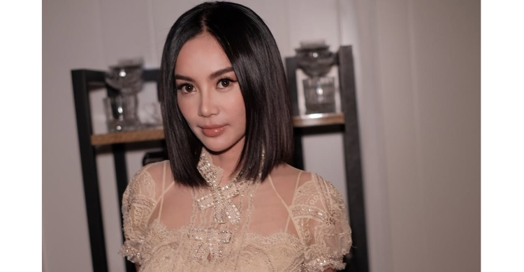 Dearly Joshua Bantah Dikasari, Minta Ari Lasso Tak Di-bully - Hal.2