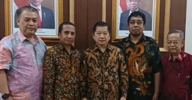 Dekopin Segera Masuk Pasar Fintech