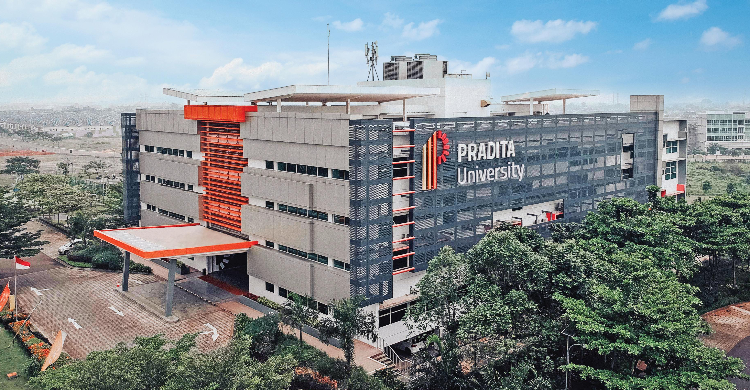 Dengan Pendekatan Real Case Real Experience, Pradita University Cetak Lulusan