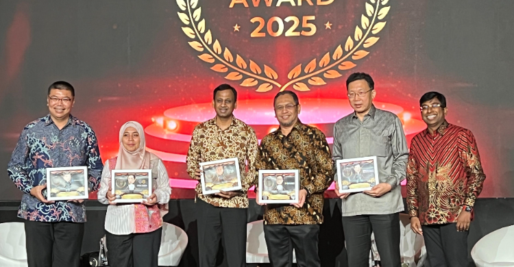 redBus Berikan Penghargaan Operator Bus Terbaik Indonesia