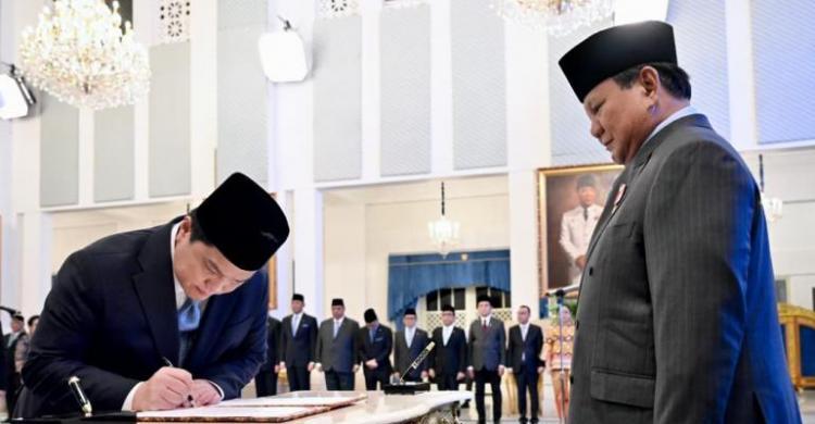 Digeser ke Menpora, Erick: Saya Tegak Lurus