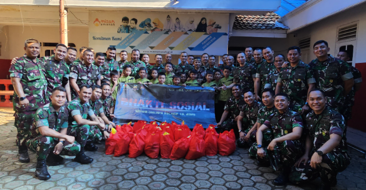 Prajurit Siswa Diklapaif Gelar Baksos Untuk Yayasan Mizan