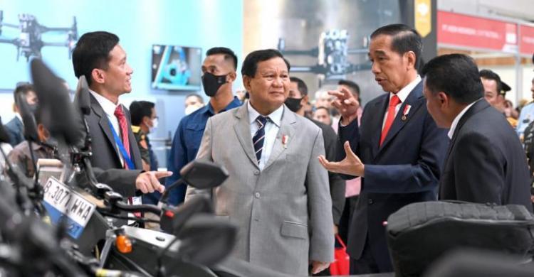 Dipuji Jokowi, Motor Listrik Militer Bikinan PT LEN Siap Diproduksi ...