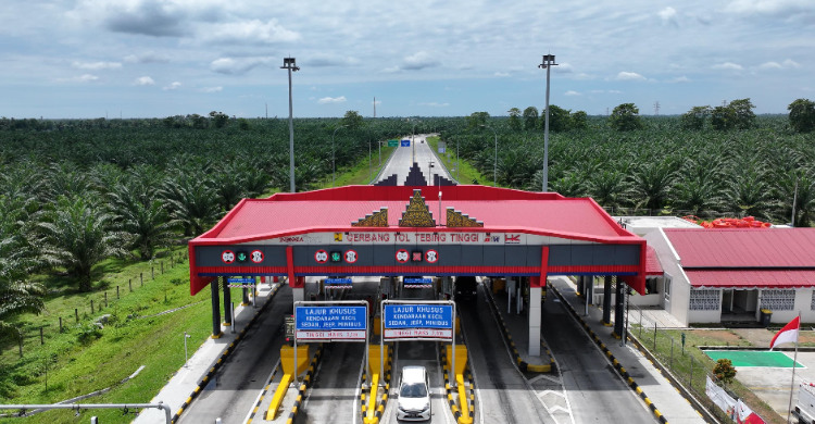 Diresmikan Jokowi, Tol Trans Sumatera Dongkrak Ekonomi Warga Sumut