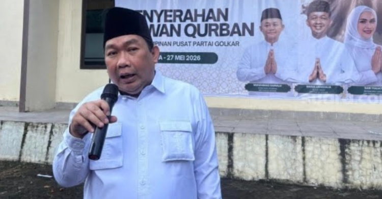 DPP Golkar Sembelih 47 Sapi Kurban, Sapi Bahlil 1,3 Ton