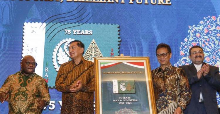 Dubes Iran Mohammad Boroujerdi Luncurkan Prangko Bersimbol Dua Negara