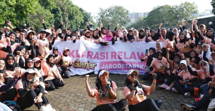 Emak-Emak Jabodetabek Dukung Ganjar Capres 2024