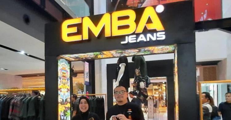 Emba Jeans Bersama Monez Hadirkan Kolaborasi Dengan Sentuhan Inspirasi ...