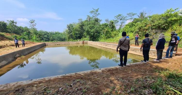 Embung Dongkrak Produktivitas Pertanian Petani Lebak