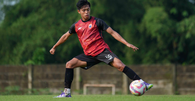 Figo Dennis Siap Bersaing Dengan Senior Persija