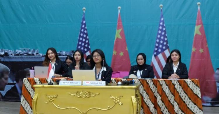 FKDK Universitas Budi Luhur Berkolaborasi dengan HI Gelar Kelas Kolaboratif