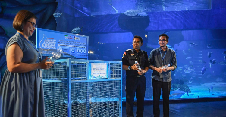 Gandeng Leminerale dan PlasticPay, Aquarium & Safari Perkenalkan Waste ...