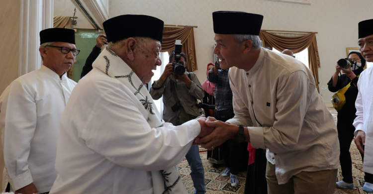 Ganjar Bahas Hak Tanah Rakyat Hingga Perlindungan Perkerja