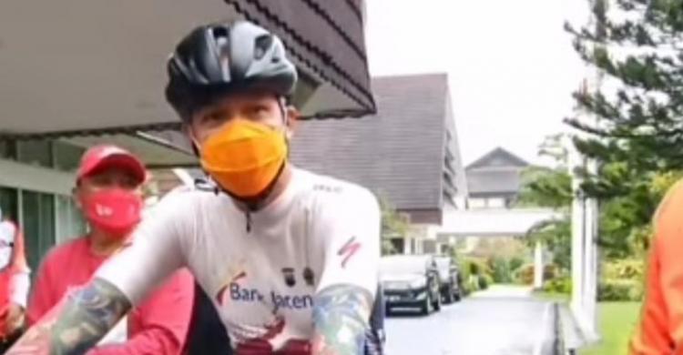 Gowes Bareng Gubernur NTB, Ganjar Jajal Le Bui, Sepeda Motor Listrik ...