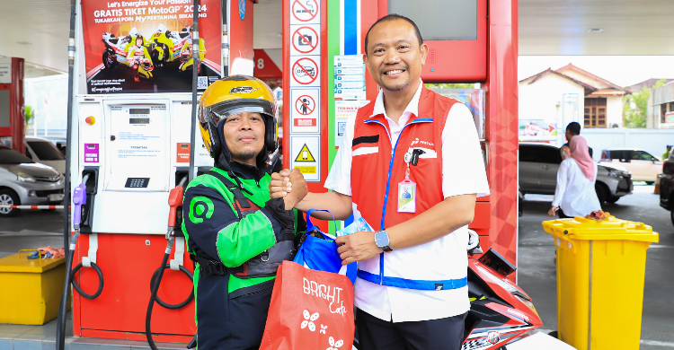 Hari Pelanggan Nasional, Pertamina Retail Sapa Pelanggan Di 24 SPBU COCO