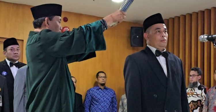 Eks Penyidik KPK: Bukti Prabowo Ingin Penyelenggaraan Haji Bebas Korupsi