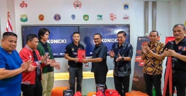 Pertina Siap Bina El Dan Sabian Jadi Atlet Tinju DKI