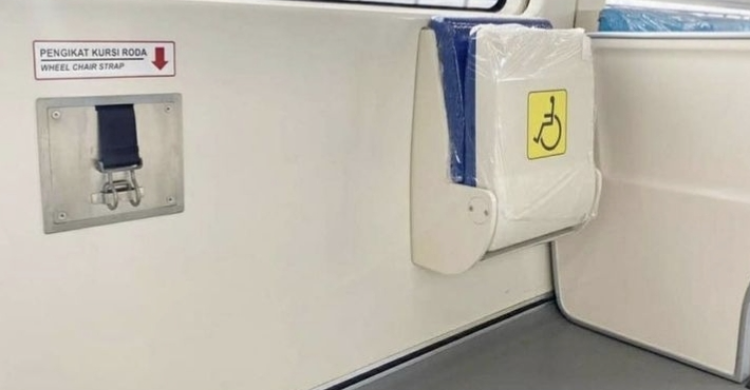 Ini Dia, Fasilitas Ramah Disabilitas LRT Jabodebek, Ada Space Khusus Kursi Roda
