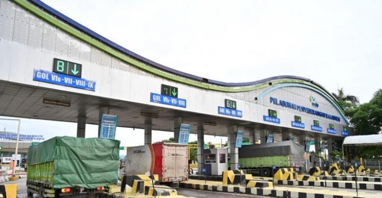 Jelang Arus Balik Libur Tahun Baru, Bus Dan Logistik Ke Jawa Terus ...