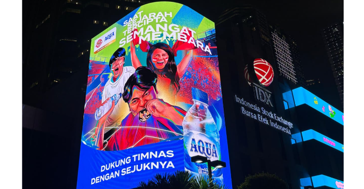 AQUA Kobarkan Semangat Timnas Lewat Digital Art Kolaborasi Seniman ...