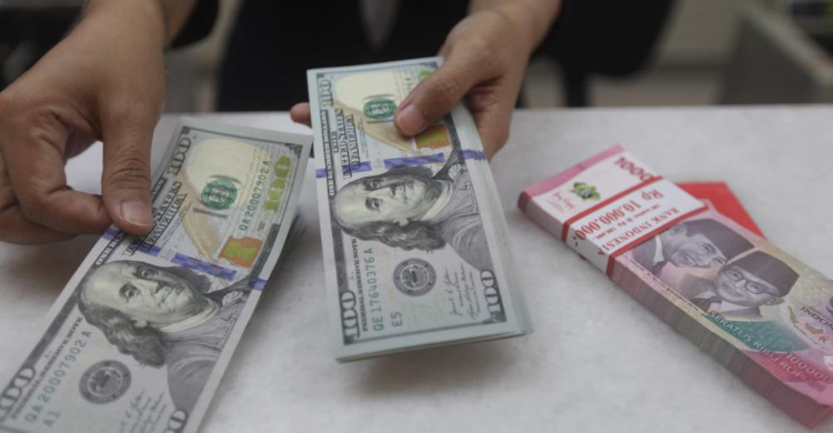 Jelang Libur May Day, Rupiah Perkasa