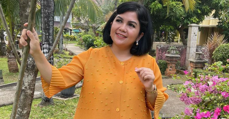 Joy Tobing, Wajib Jaga Kecantikan