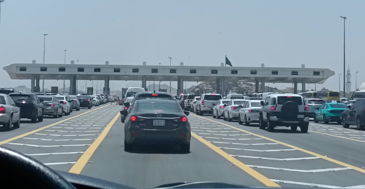 Pemeriksaan Masuk Makkah Makin Ketat, Petugas Bawa Senjata Laras Panjang