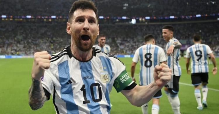 Kaki Kiri Messi Masih Sakti, Argentina Hidupkan Peluang Ke 16 Besar