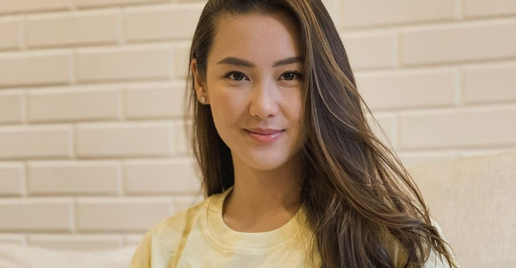 Karen Vendela's Instagram, Twitter & Facebook on IDCrawl