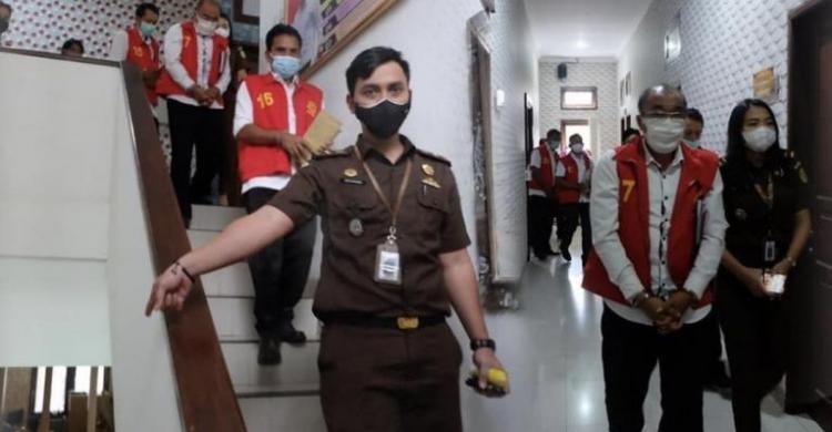 Kasus Dugaan Korupsi Masker Rp 2,9 Miliar, Kejari Karangasem Tetapkan 7 ...